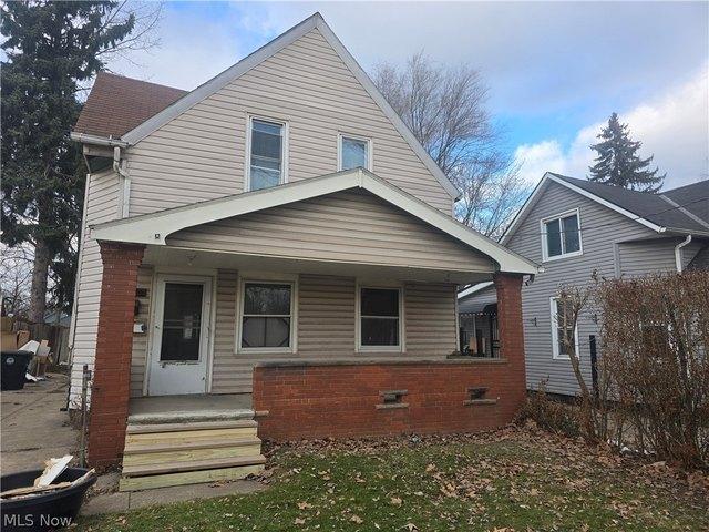 3674 E 52nd St, Cleveland, OH 44105
