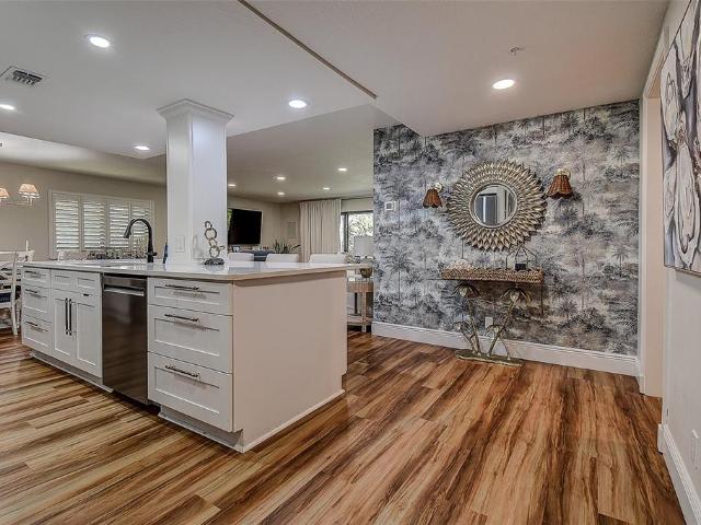 36750 US Highway 19 N, Unit 24213, Palm Harbor, FL 34683 | MLS #TB8391 | Compass