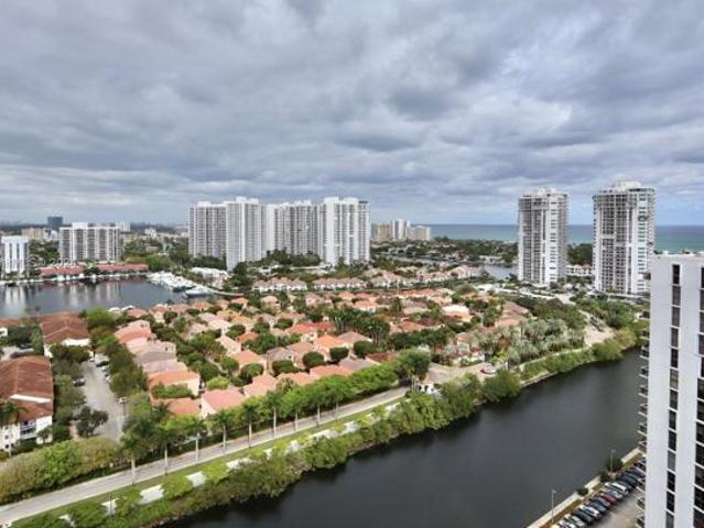 3675 N Country Club Dr #2501, Aventura, FL 33180