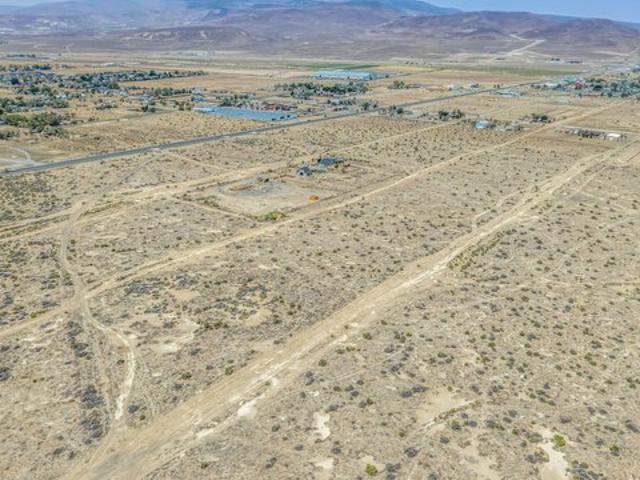 3675 Pueblo St, Silver Springs, NV 89429