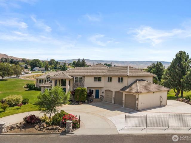 3675 Westridge Place