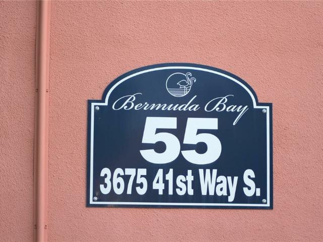3675 41st Way S Unit J, St Petersburg, US, FL