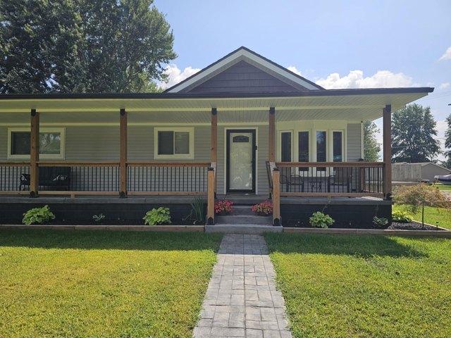 36761 Willow Rd, New Boston, MI 48164