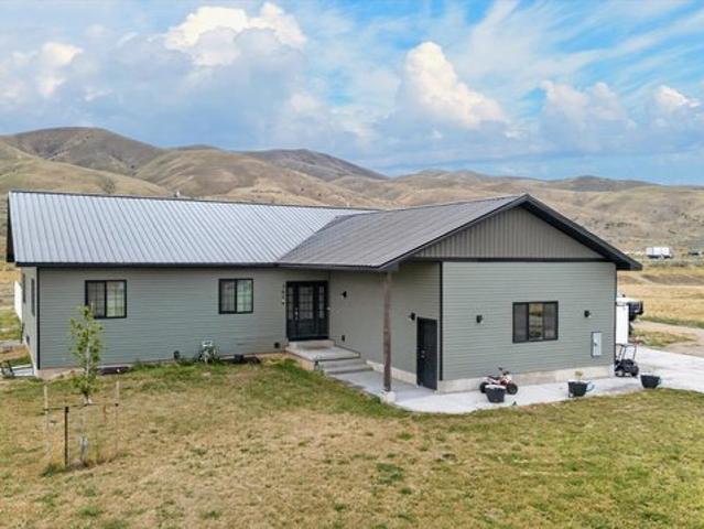 3678 W Old Highway 91, Inkom, ID 83245