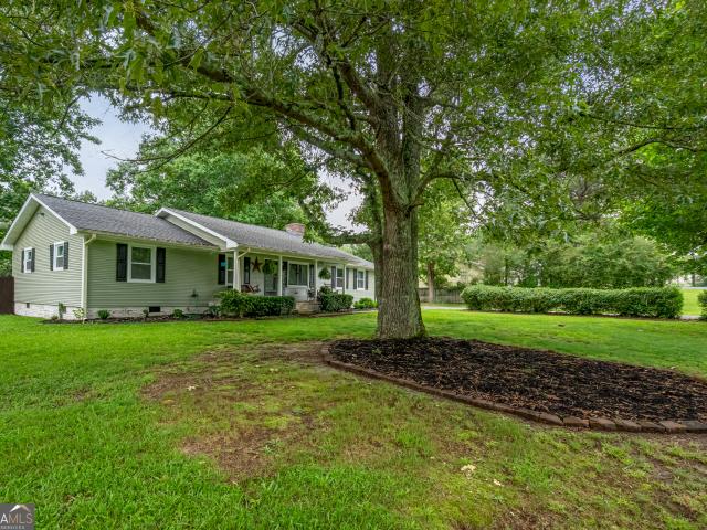 3678 Wax Road SE
