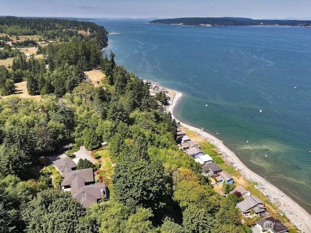 3679 Saratoga Rd, Langley, WA 98260