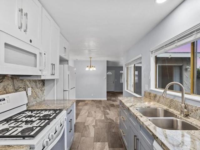 3670 Rosa Linda St, San Diego, CA 92154