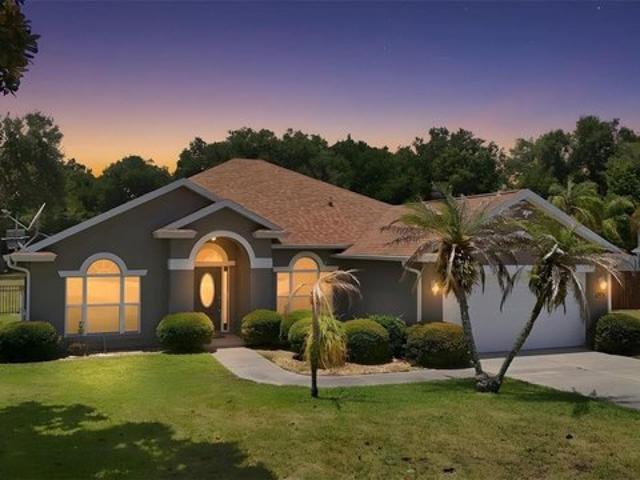 36723 Sundance Dr, Grand Island, FL 32735