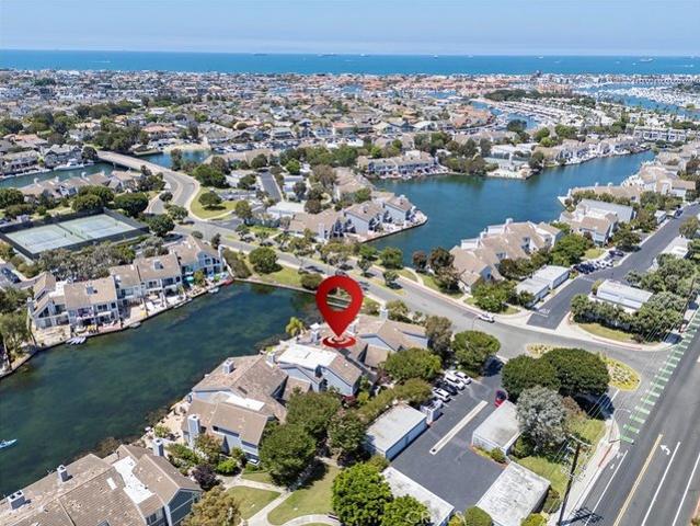 3672 Montego Dr, Huntington Beach, CA 92649