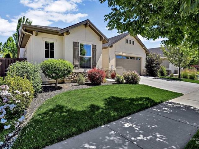 3672 W Star Hollow Dr, Meridian, ID 83646