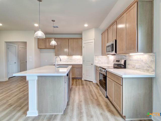 3673 Meteor Drive