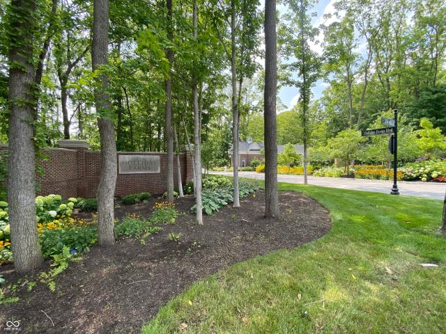 3673 Cherwell Dr, Zionsville, IN 46077 | MLS #22019 | Compass