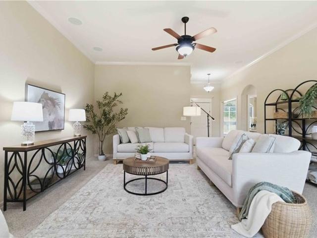 3673 W Mountain View Dr, Fayetteville, AR 72704