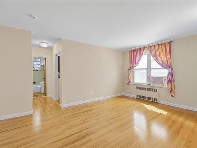367 Avenue South, Unit 2E | Compass