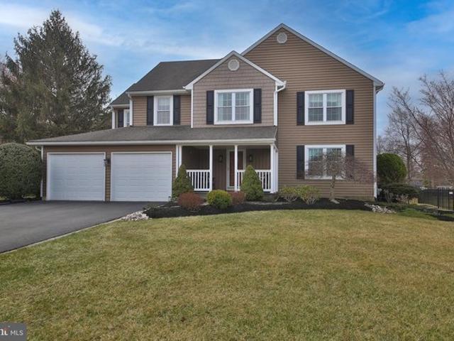 367 Merion Pl, Newtown, PA 18940