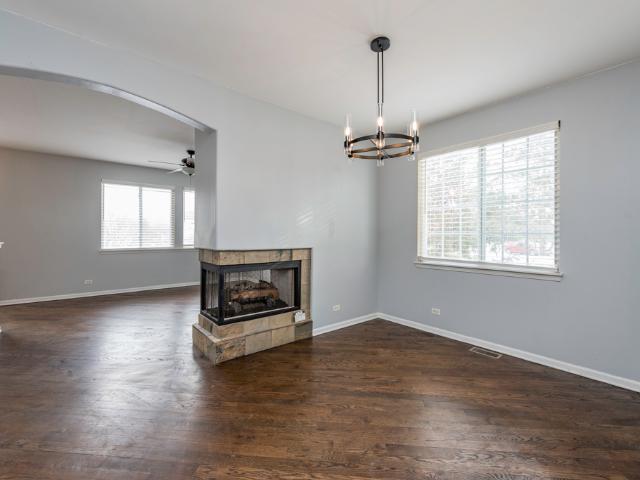 367 N Carlisle Court