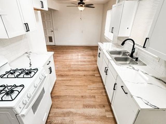 367 S Hockett St, Porterville, CA 93257