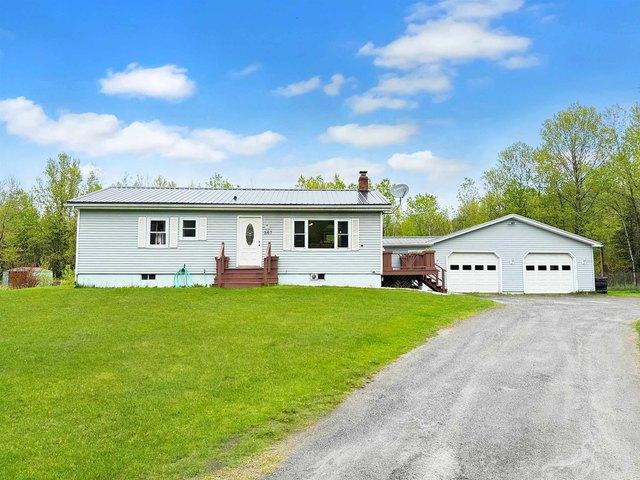 367 River Rd, Canaan, VT 05902