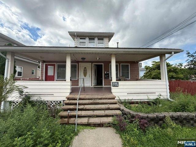367 W Clinton St, Haledon, NJ 07508