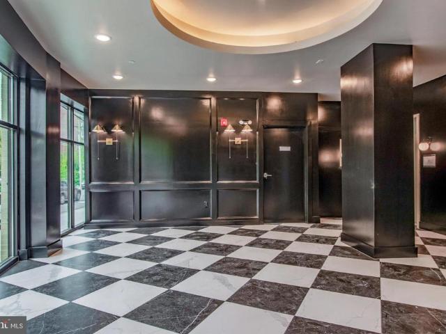 367 W Hortter Street # 204