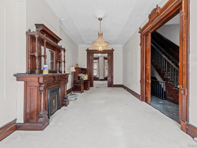 367A Quincy St, Brooklyn, NY 11216