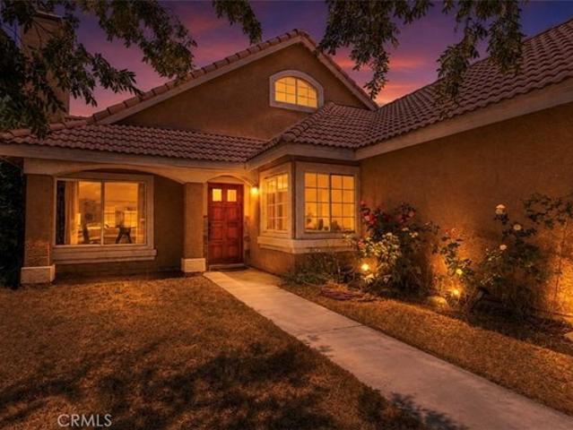 36848 Hillcrest Dr, Palmdale, CA 93552
