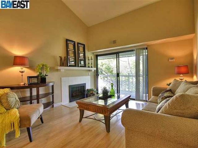 3685 Nutwood Ter Apt 313, Fremont, CA 94536