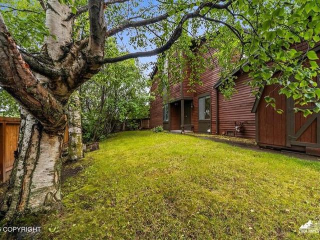 3685 Alamosa Dr, Anchorage, AK 99502