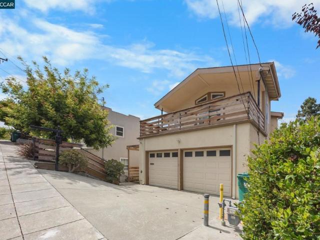 3685 Virden Ave