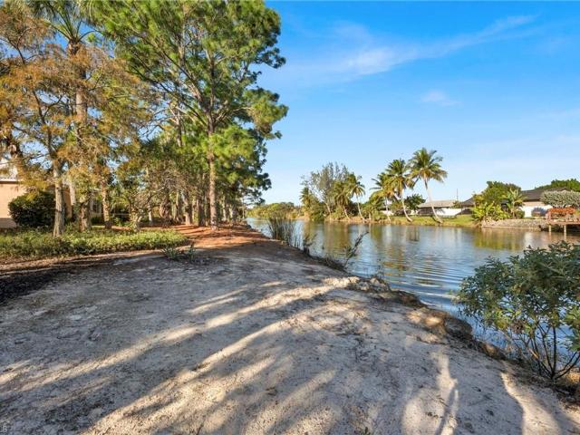 3685 Yosemite Ct, Naples, FL 34116 | MLS #226000