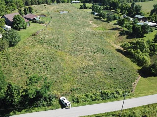 3686 Crowe Ridge Rd, Winchester, KY 40391