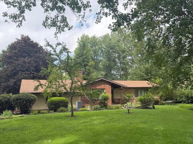 3686 Skyline Dr, Columbus, OH 43235