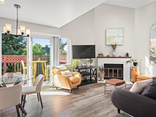 3687 Maple Ave Apt 9, Oakland, CA 94602