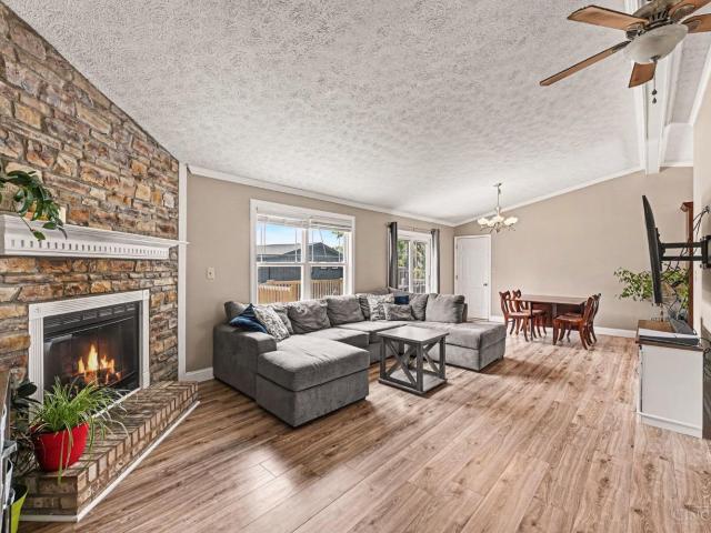 3687 N Lakeshore Drive