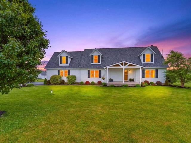 3687 Bogus Rd SE, Washington Court House, OH 43160