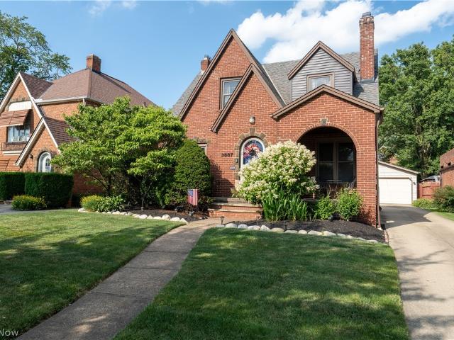 3687 Warren Road