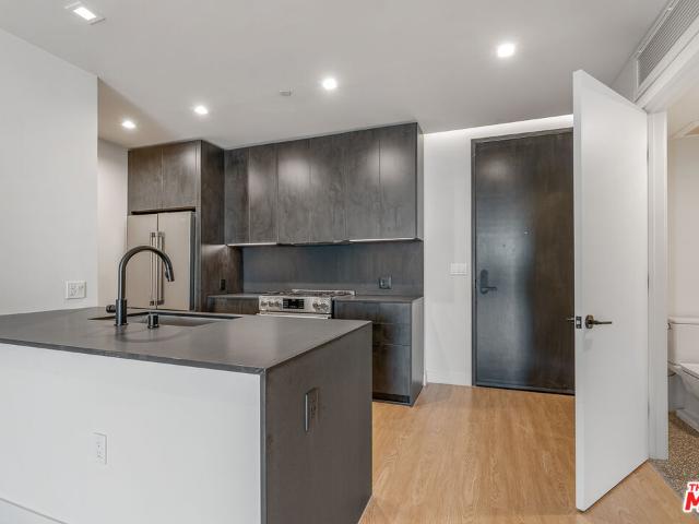 3688 Overland Ave, Unit PH14, Los Angeles, CA 90034 | Compass
