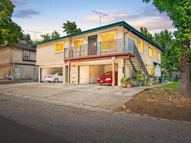 3681 Galena Dr Unit 4, Auburn, CA 95602