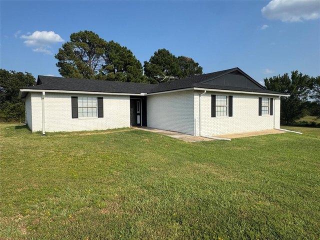 36824 E Highway 99A, Okemah, OK 74859