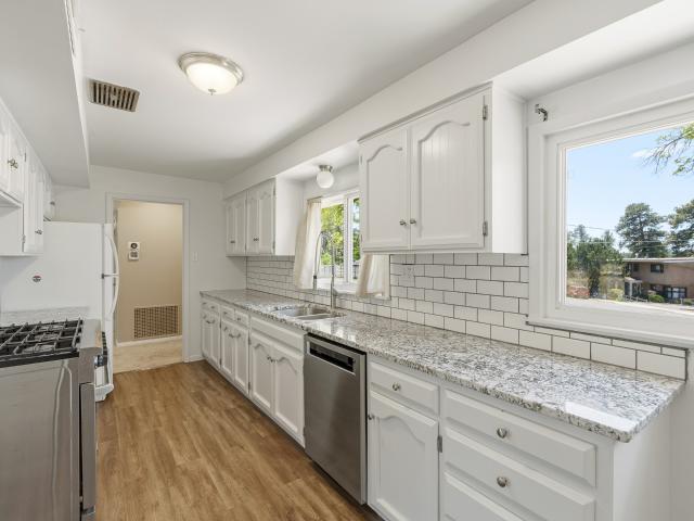 3682 Villa Street