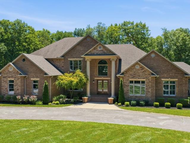 368 Chandler Dr, Winchester, TN 37398