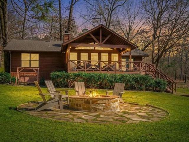 368 Charlya Dr, Scroggins, TX 75480