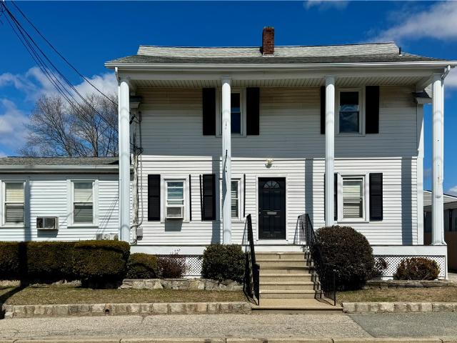 368 Beverage Hill Ave, Pawtucket, RI 02861 | MLS #1406 | Compass
