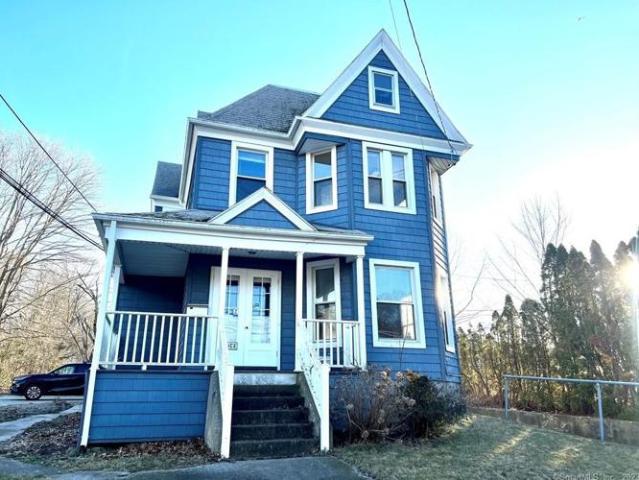368 Broad St, New London, CT 06320