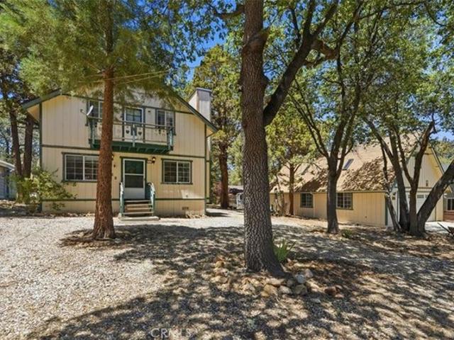 368 Imperial Ave, Sugarloaf, CA 92386