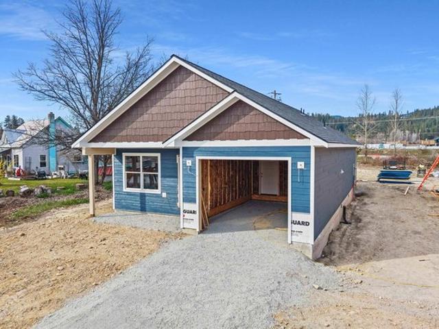 368 Old Diamond Mill Loop, Oldtown, ID 83822