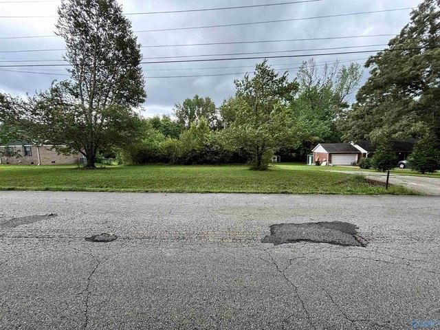 368 Little Lones Rd, Huntsville, AL 35811