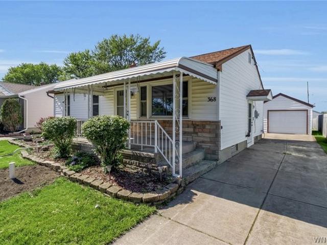 368 McConkey Dr, Buffalo, NY 14223
