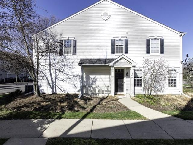 368 S Litchfield Dr, Round Lake, IL 60073