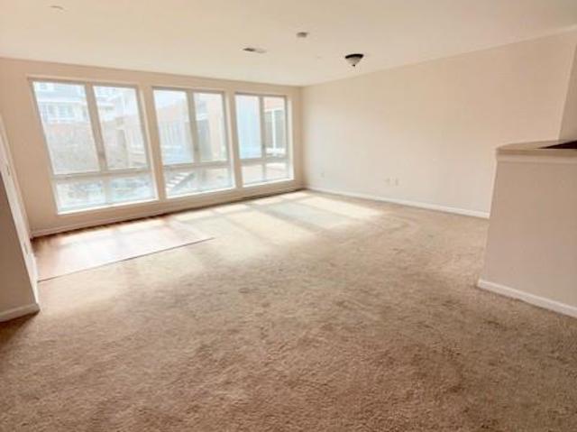 368 Rector Street 421